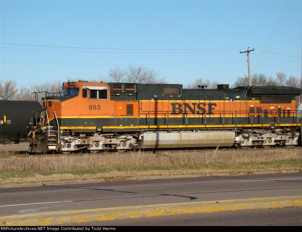 BNSF 993